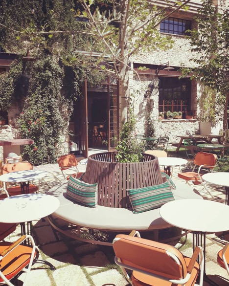 Our Pick from Psyri’s neighborhood best bars – Athens Bites