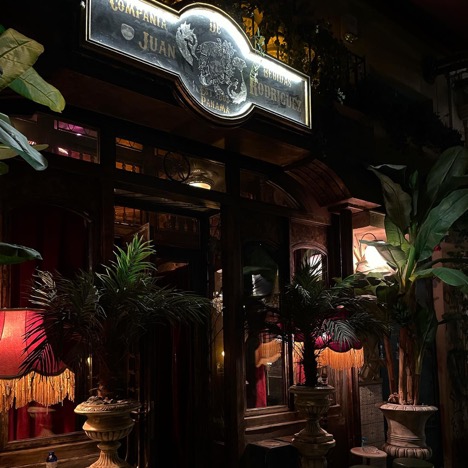 Our Pick from Psyri’s neighborhood best bars – Athens Bites